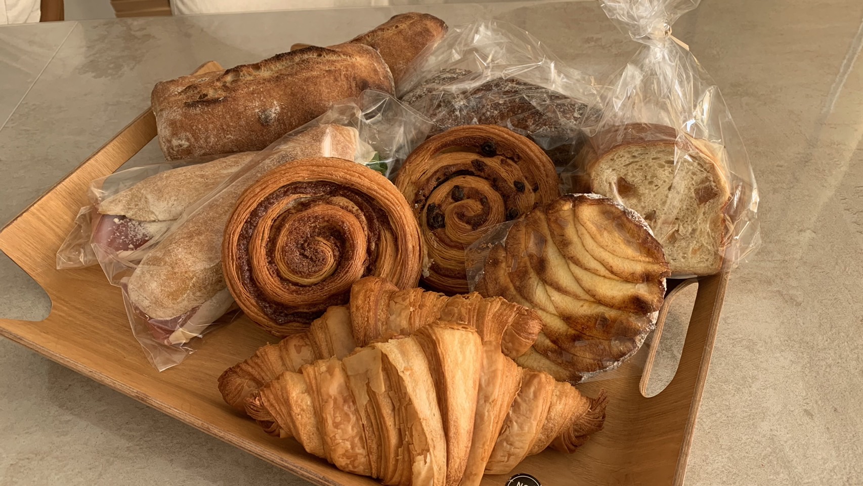 うっっっっっっっま！！思わず唸るNiOR(ニオール)のクロワッサン - 金沢のグルメと観光、ときどき大家さん。